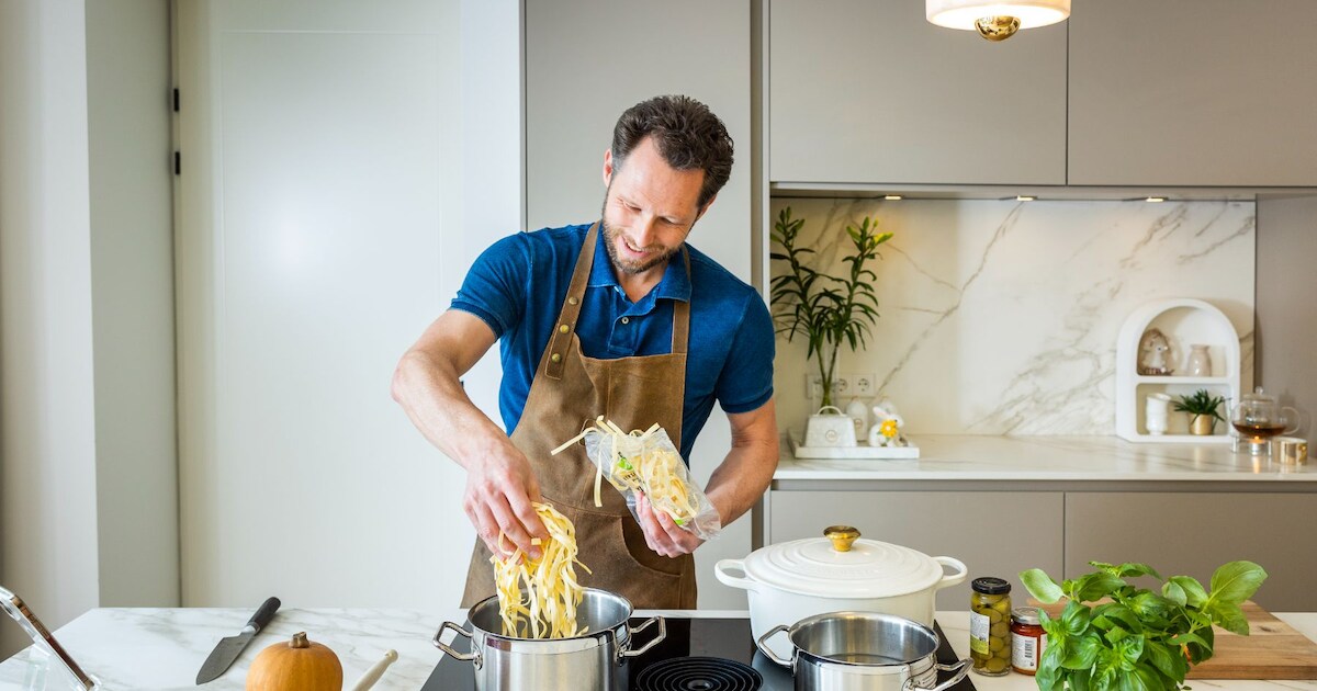 Deze gratis kook-app helpt Peter (47) in de keuken: ‘Handige tips en inspiratie’ | Branded | AD.nl