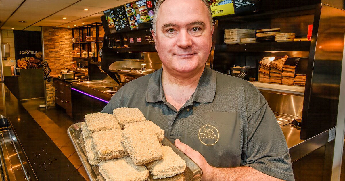 800 bamischijven en bijna een miljoen views: deze snack gaat viraal ...