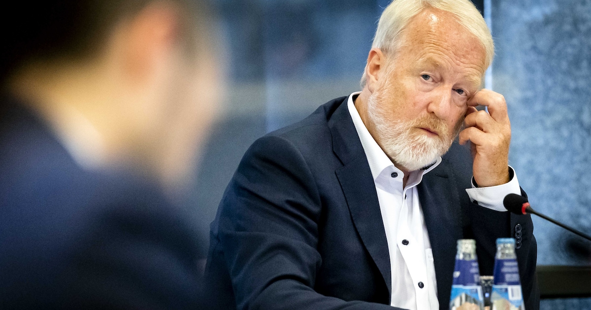 RIVM-topman Van Dissel: ‘Het gaat nu om zelfbeheersing, blijf thuis bij ...