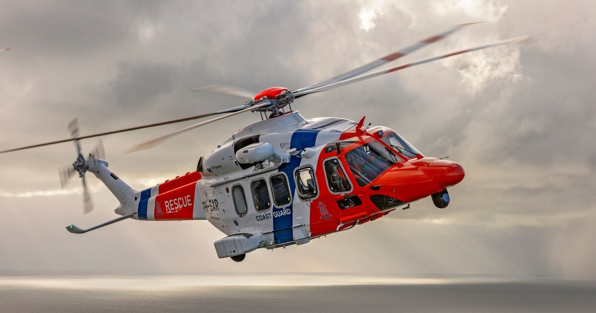 Nietsvermoedende opvarenden van boot verrast door enorme reddingsactie ...