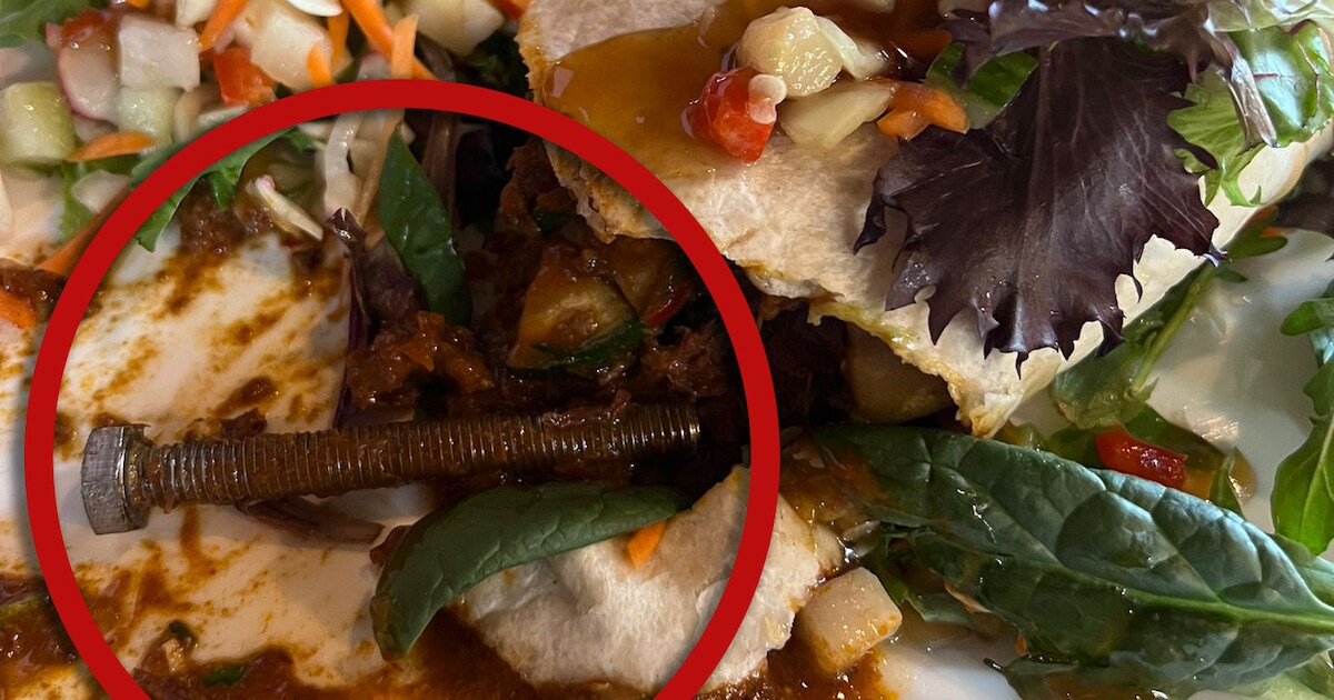 Schrikken in de lunchroom: Bernadet hoort ‘raar geluid’ bij het eten ...