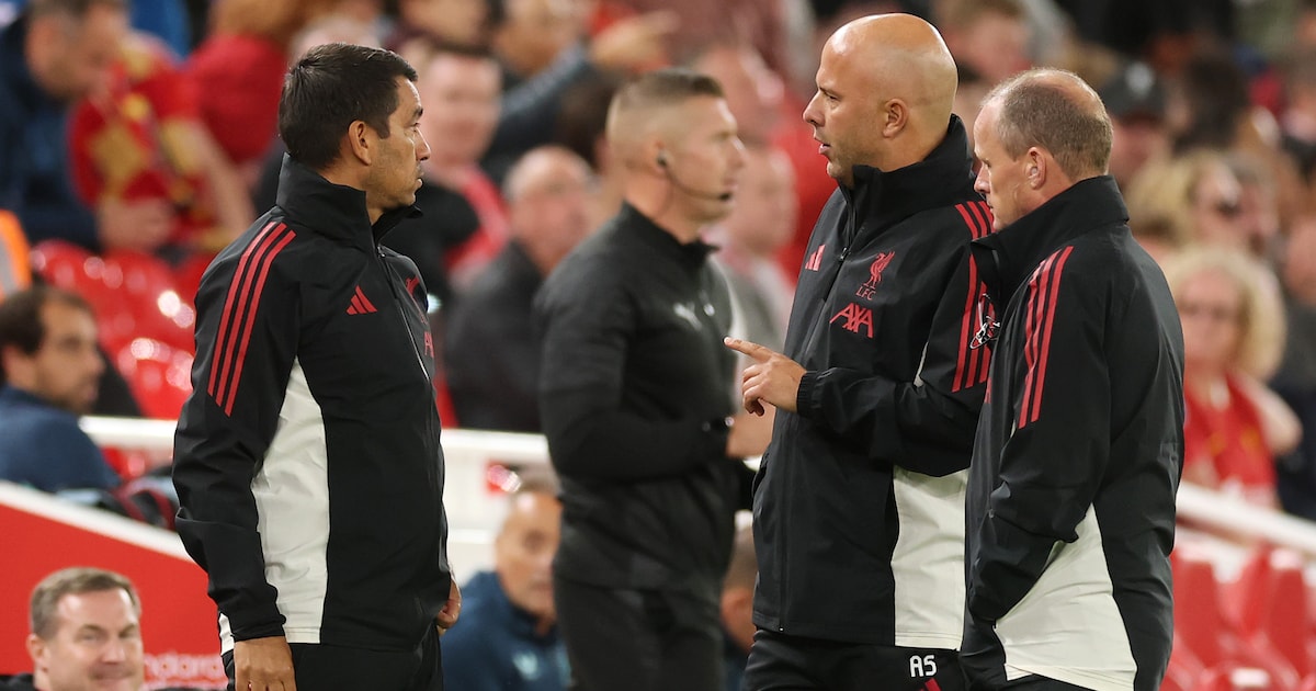 Liverpool neemt na Arne Slot ook afscheid van Giovanni van Bronckhorst ...