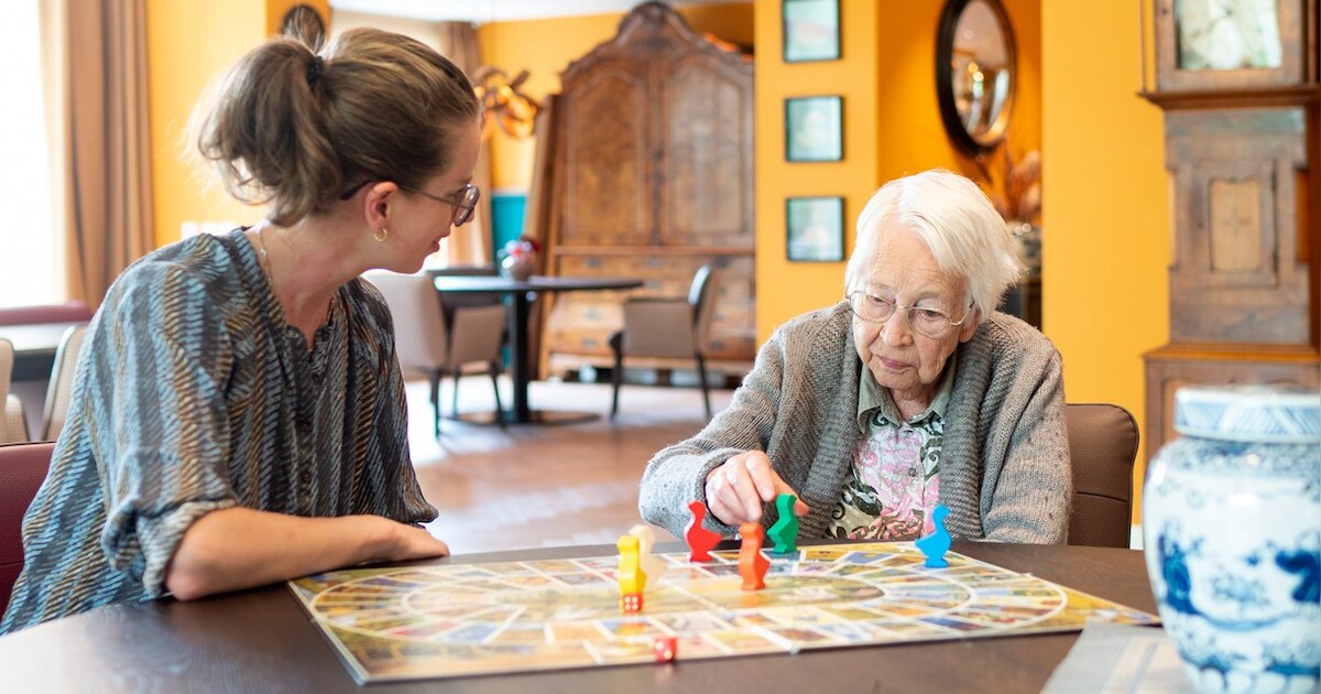 Zorgvilla in Gouda biedt mensen met geheugenproblemen een warm thuis ...