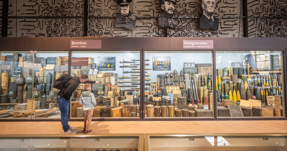 Prikkelarm wandelen tussen bommen en granaten die niet afgaan | Land ...