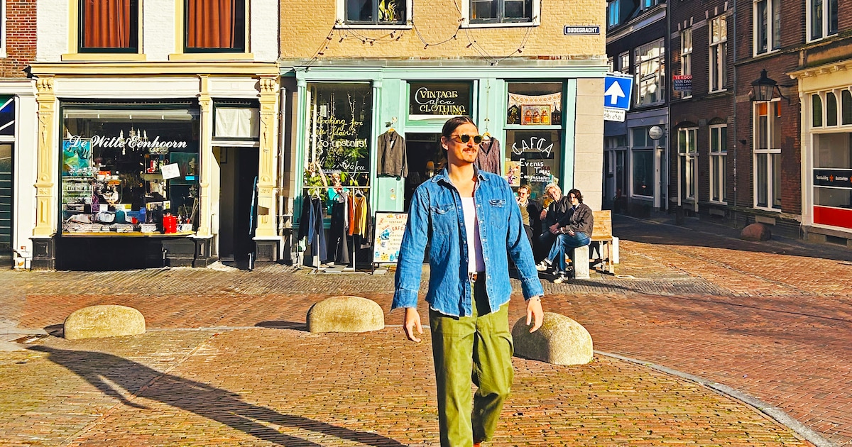 In het diepste geheim was de nieuwe zanger van Kensington al in Utrecht ...
