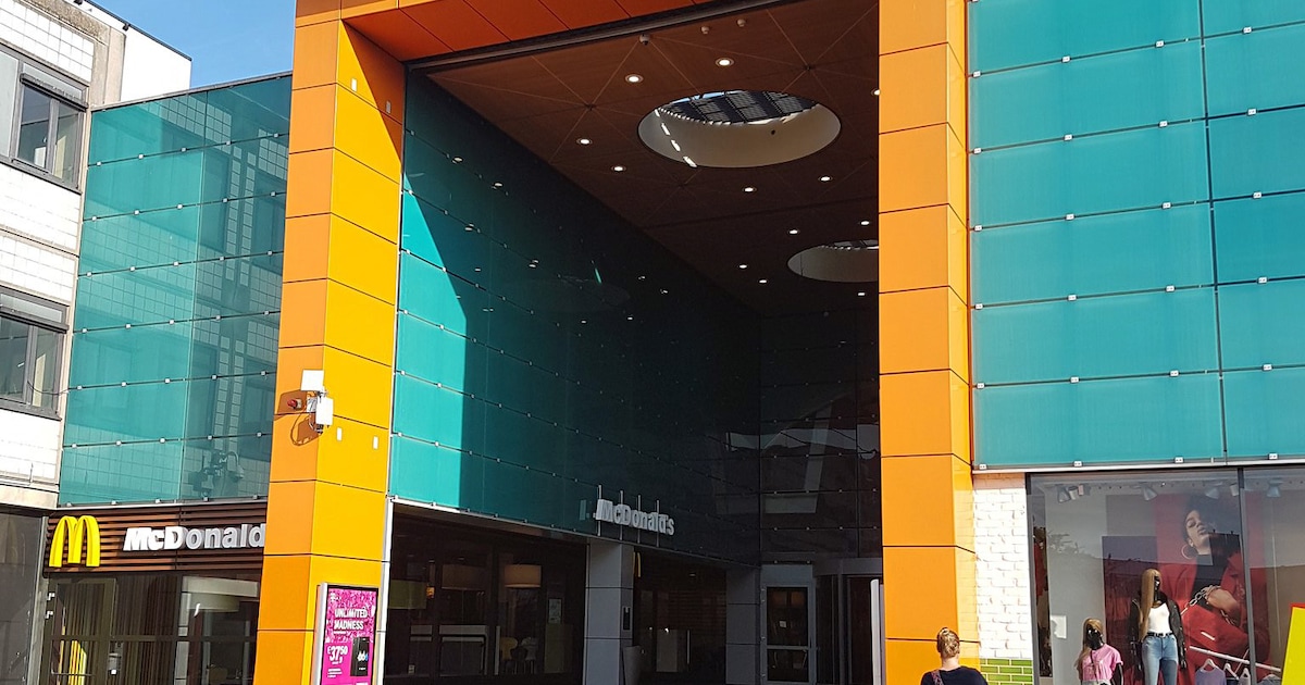Stille storm in winkelcentrum Alexandrium | Regio | AD.nl