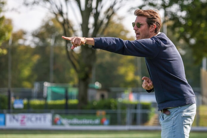 Vierdedivisionist Kampong kiest voor trainersduo als opvolger van Frank ...