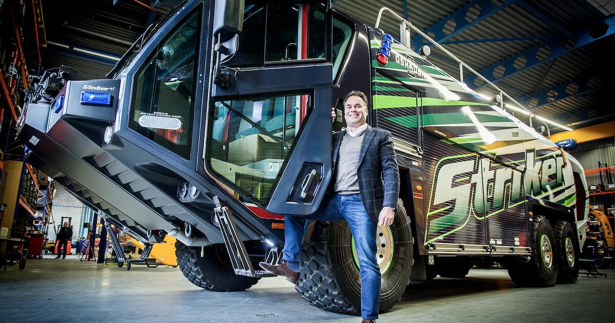 'Brandweermonster' jaagt schrik aan in Numansdorp | Hoeksche Waard | AD.nl