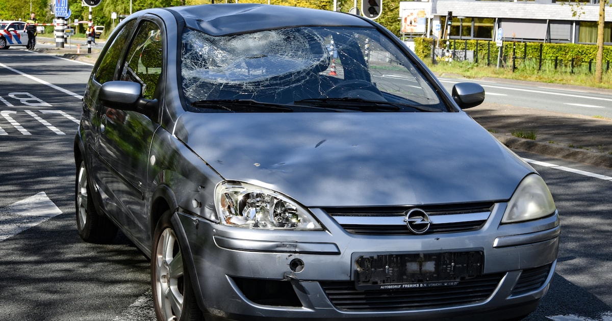 Fietser gewond na aanrijding met auto in De Bilt | Regio | AD.nl