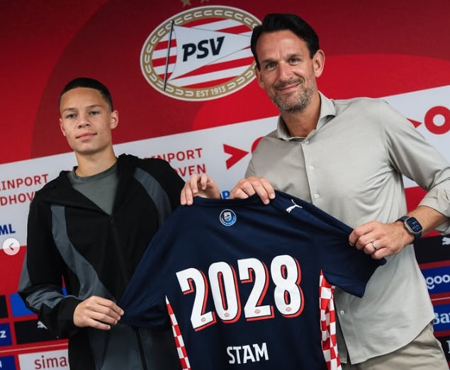 Duitse topclub komt met bod op PSV-talent Stam, maar vangt nog bot ...