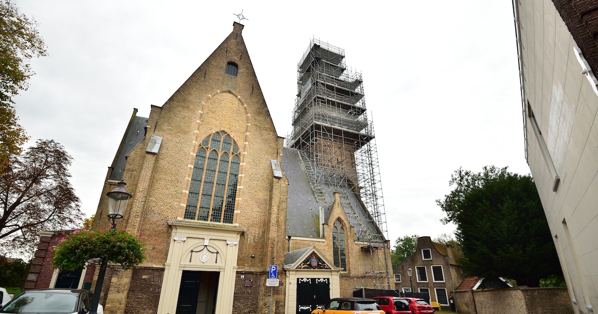 Ruzie om kerktoren in Haastrecht: aannemer eist 3,5 ton van gemeente ...