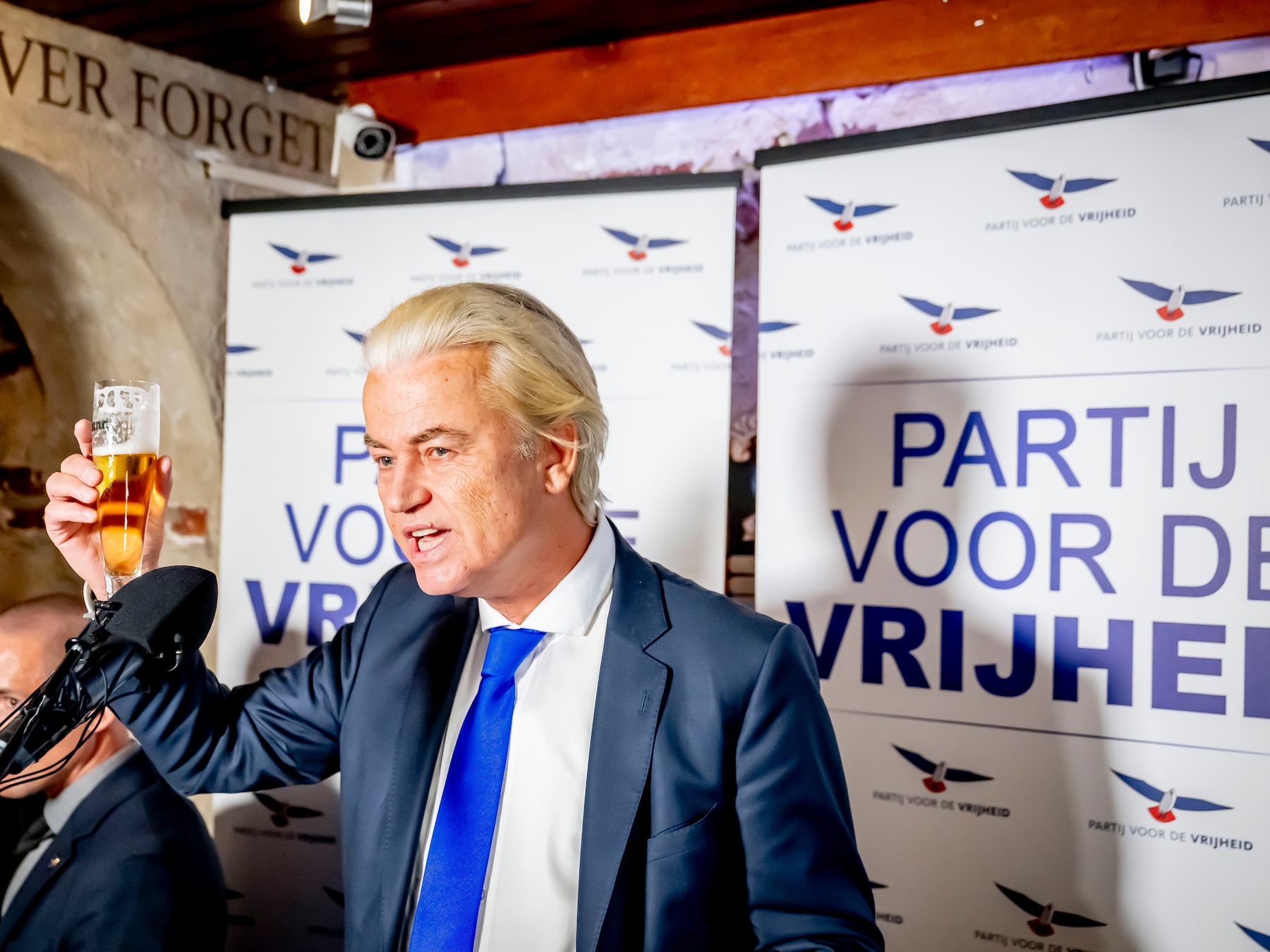 Waar staat de PVV eigenlijk voor? ‘Nederlander weer op één’ | Politiek ...