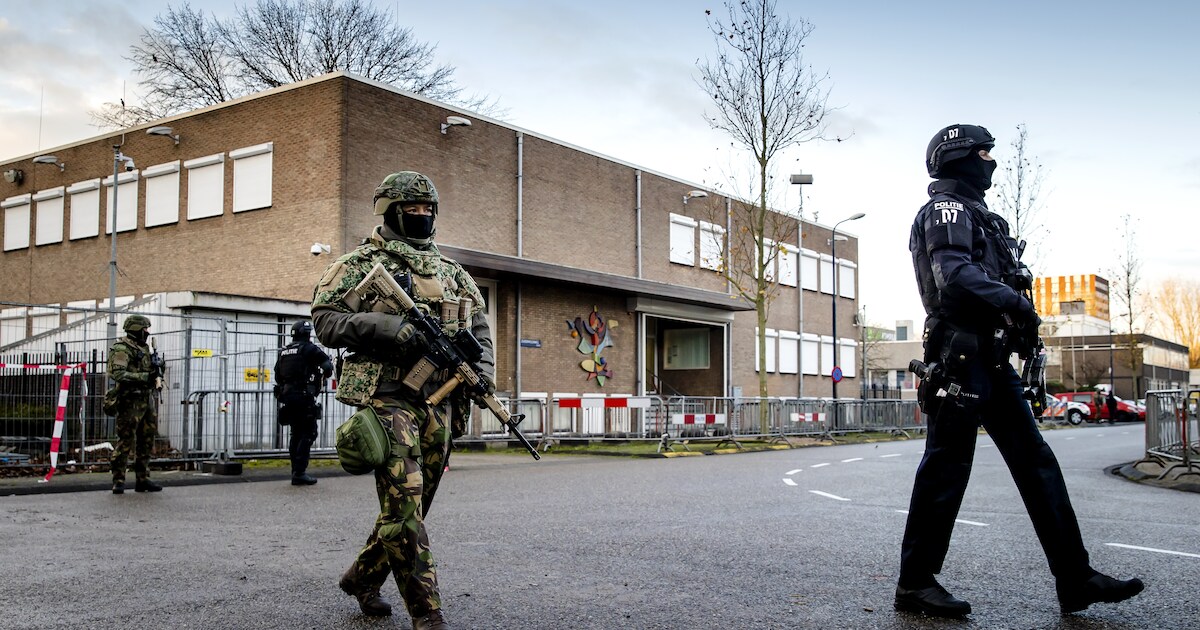 Advocaten vinden staat ‘onmenselijk’ jegens kroongetuige Nabil B. in ...