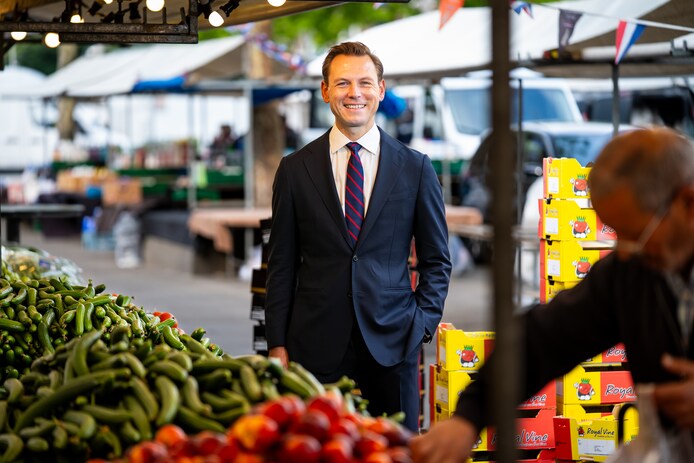 Tim Versnel nieuwe VVD-leider in Rotterdam: ‘Moeten bouwen voor goedverdienende professionals ...