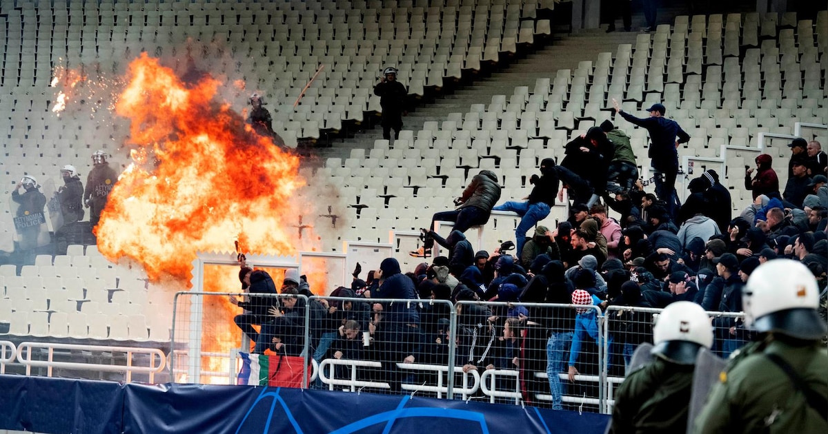Griekse politie na rellen AEK-Ajax: ‘geen excessief geweld ...