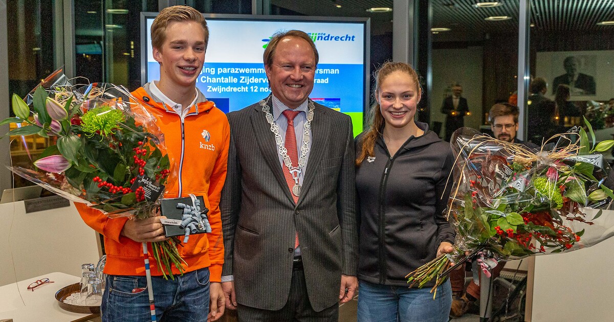 Wereldkampioenen gehuldigd in Zwijndrecht | Dordrecht | AD.nl