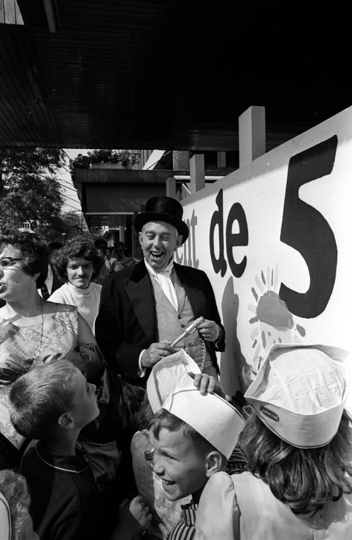 Hamburgers op de Lijnbaan | Rotterdam | AD.nl