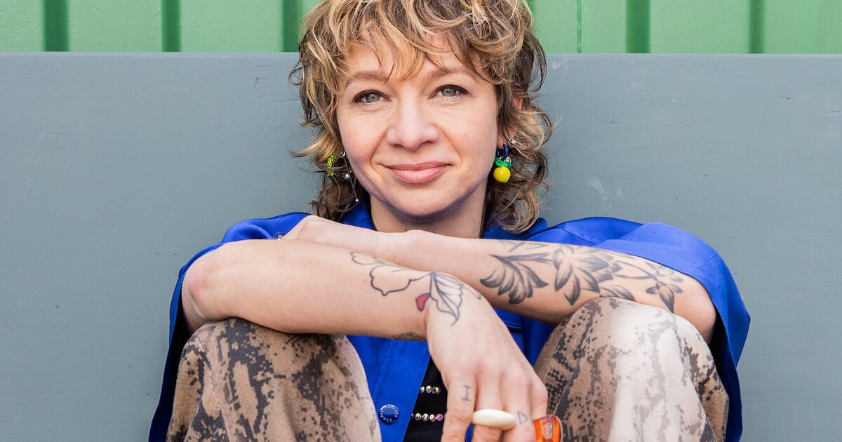 Jacqueline Govaert volgt Jan Smit op als commentator bij songfestival ...