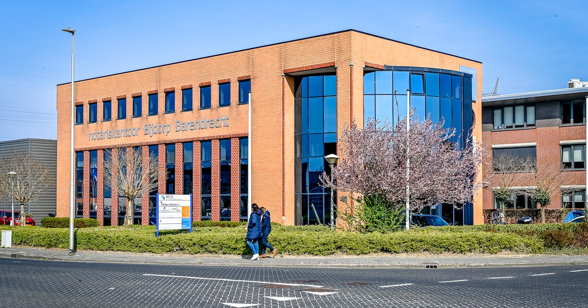 Islamitisch Centrum Barendrecht mag voorlopig doorgaan met religieuze ...