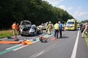 Vier gewonden bij ernstig ongeval op de N34 bij Annen, hond overleden | Foto | AD.nl