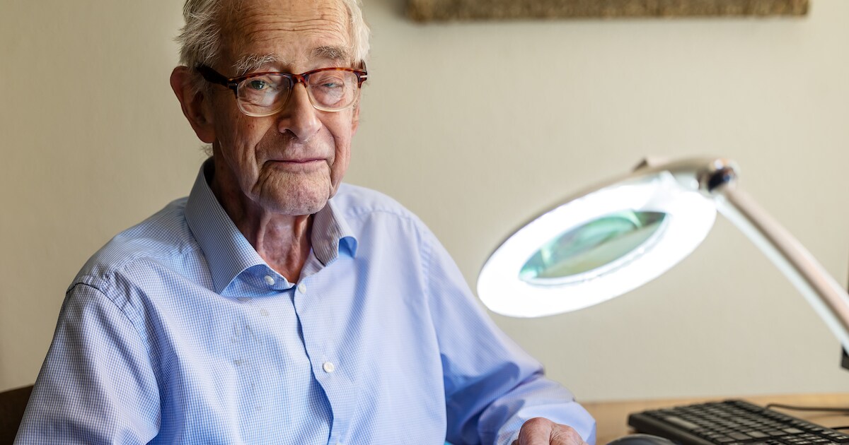Op zijn 70ste haalde hij diploma aan conservatorium, nu is hij 94 en ...