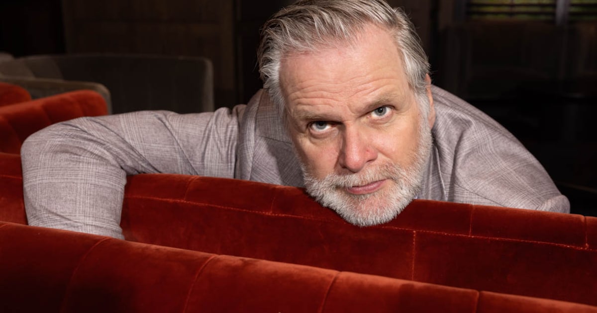 Patrick Stoof mocht niet alleen naar de wc, zo kritiek was zijn ...