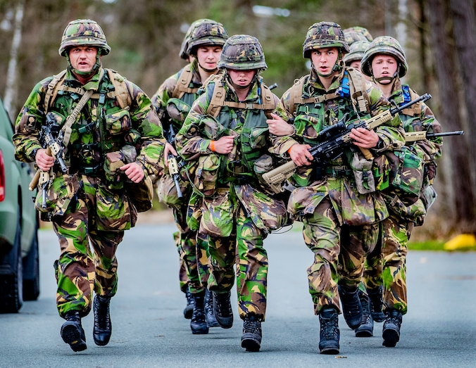 Nederland en Duitsland zetten ‘tactisch’ Navo-hoofdkwartier op in ...