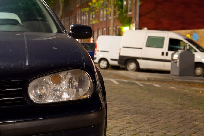 Rotterdam krijgt wachtlijsten voor parkeervergunning bewoners | Regio ...