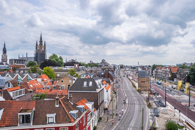 'Gevaarlijke situatie door nieuwe bestrating' | Regio | AD.nl