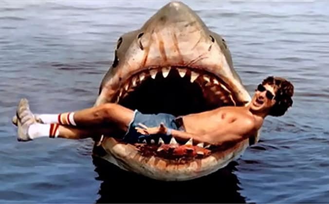 Sinds Spielbergs kaskraker Jaws zijn haaienfilms onuitroeibaar | Show ...