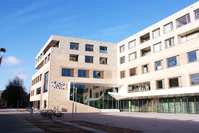‘Nieuwe kansen voor te koop staand cultureel complex Het Lichtruim in ...