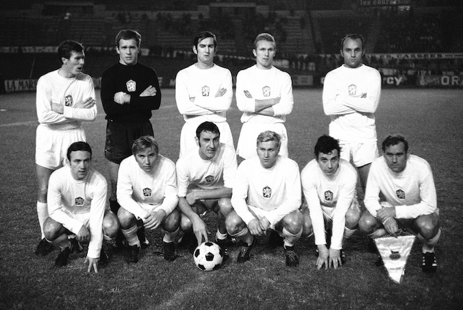 Slowaakse voetbalheld Adamec (76) overleden | Sport | AD.nl