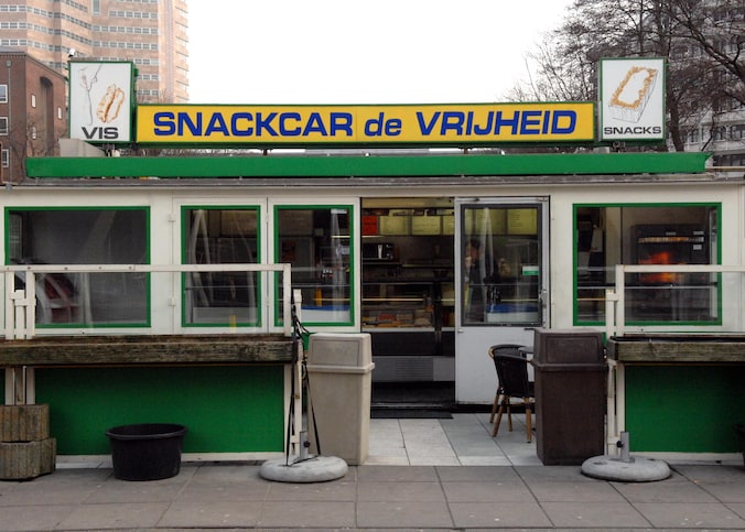 Veiling snackcar van de baan, belastingschuld voldaan | Regio | AD.nl