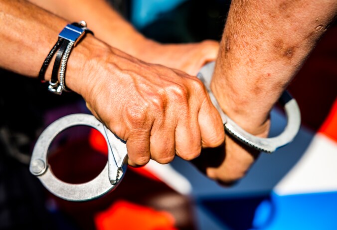 Aantal misdaadverdachten in Assen afgelopen jaar gedaald | Regio | AD.nl