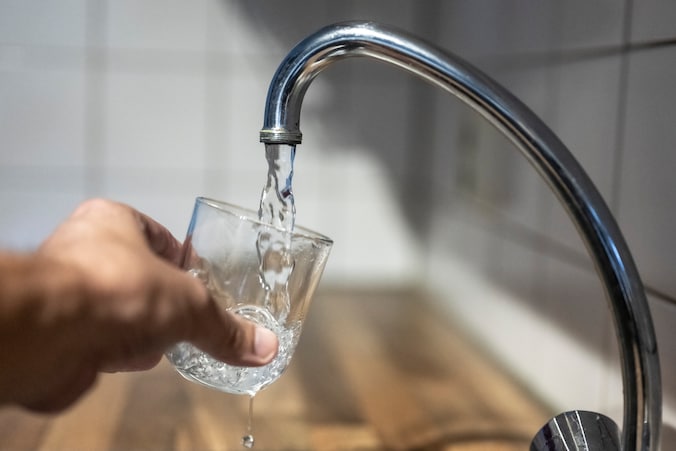Komend jaar kleine stijging prijs van drinkwater Dunea | Regio | AD.nl