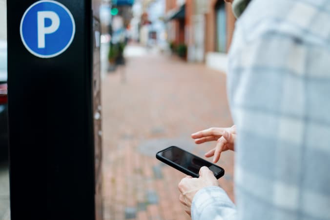 Kosten EasyPark flink omhoog, maar deze parkeerapp rekent geen extra ...