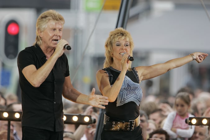 Eerste BZN-zanger Jan Veerman (76) overleden | Show | AD.nl