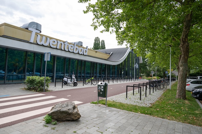 Zeer ervaren medewerkers van zwembad maken snacks en worden ontslagen ...