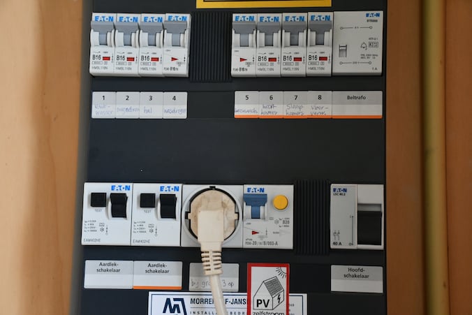 Stroomstoring op Nassaustraat in Groot-Ammers opgelost | Regio | AD.nl