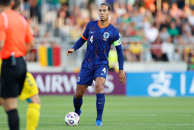 Oranje-captain Virgil van Dijk: ‘We moeten allemaal in de spiegel ...
