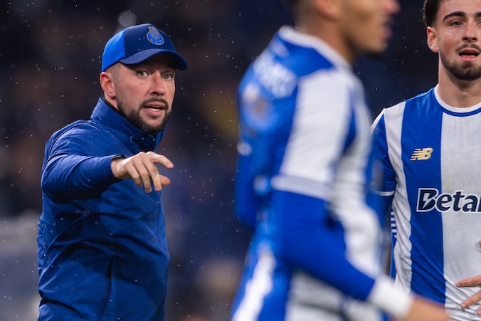 FC Porto loopt weg met voormalig Ajax-trainer: Francesco Farioli ...