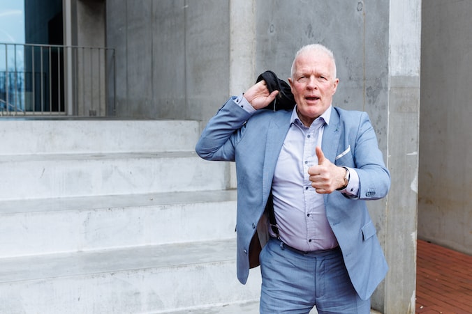 Peter Jan Rens opgenomen in ziekenhuis na beroerte | Show | AD.nl