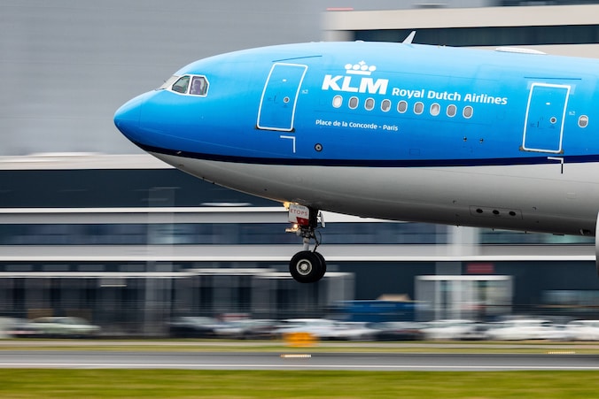 Twee vliegtuigen van KLM tegen elkaar gebotst op Schiphol: ‘Zeer ...