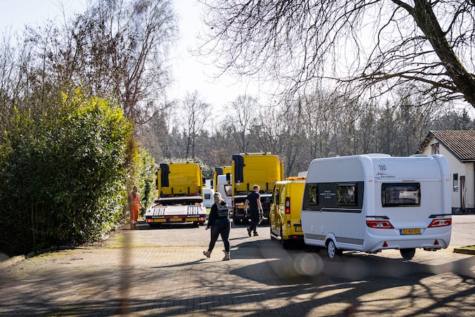 Twentse eigenaar groot caravanbe­drijf in grote financiële problemen ...