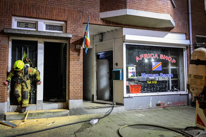 Brand in meterkast zorgt voor schade aan winkel bij Rotterdam-Zuidplein ...