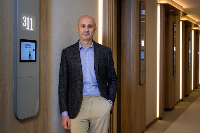 Splinternieuwe Turkse medische kliniek in oud Unilever-pand: ‘Een van ...
