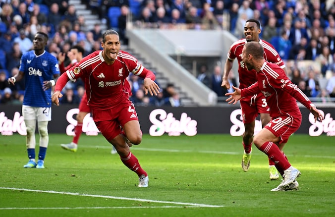 Virgil van Dijk de held van Liverpool in derby tegen Everton met ...