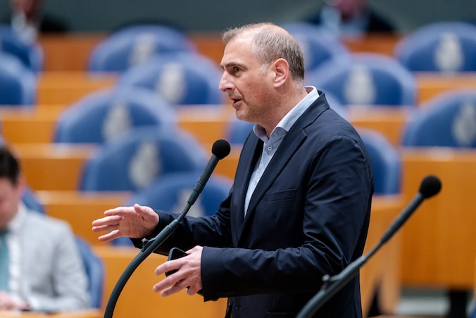 Aangifte tegen Kamerlid Markuszower na uitspraak over ‘maximaal geweld ...