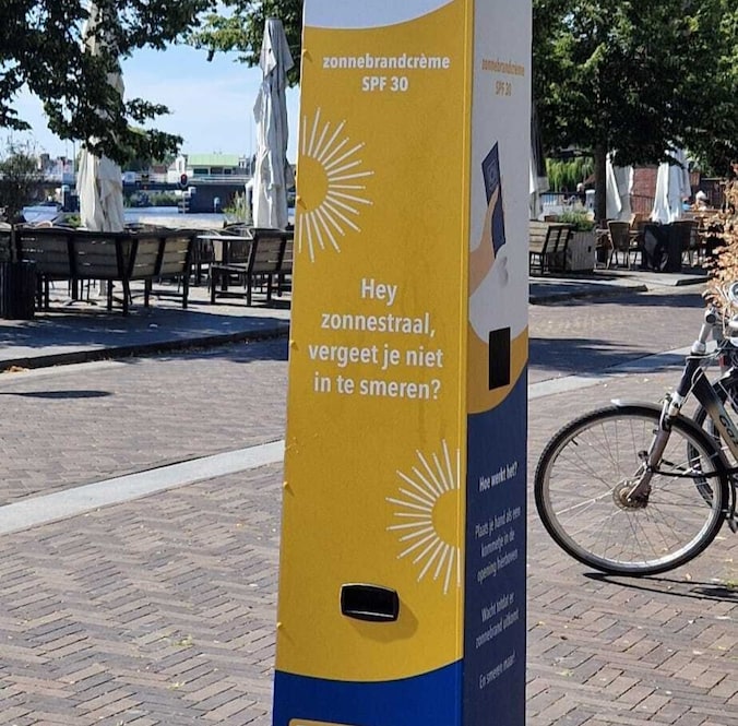 Gemeente Uithoorn plaatst opnieuw zonnebrandpalen | Regio | AD.nl