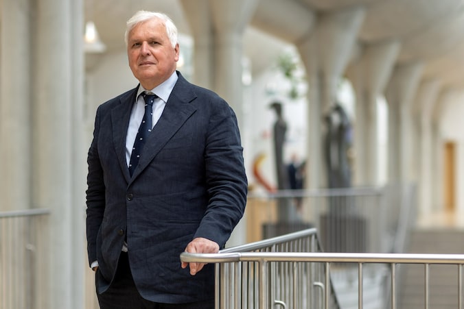 Oorlogsrechter Raoul Dekkers zag de gruwelen van dichtbij in Bosnië ...